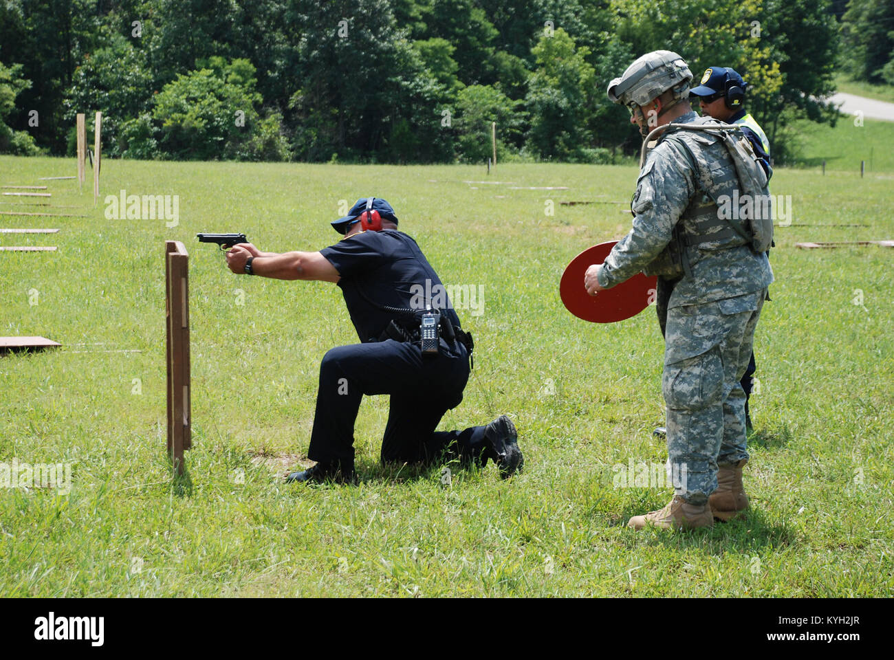 US military army National Guard small arms pistol training Stock Photo ...