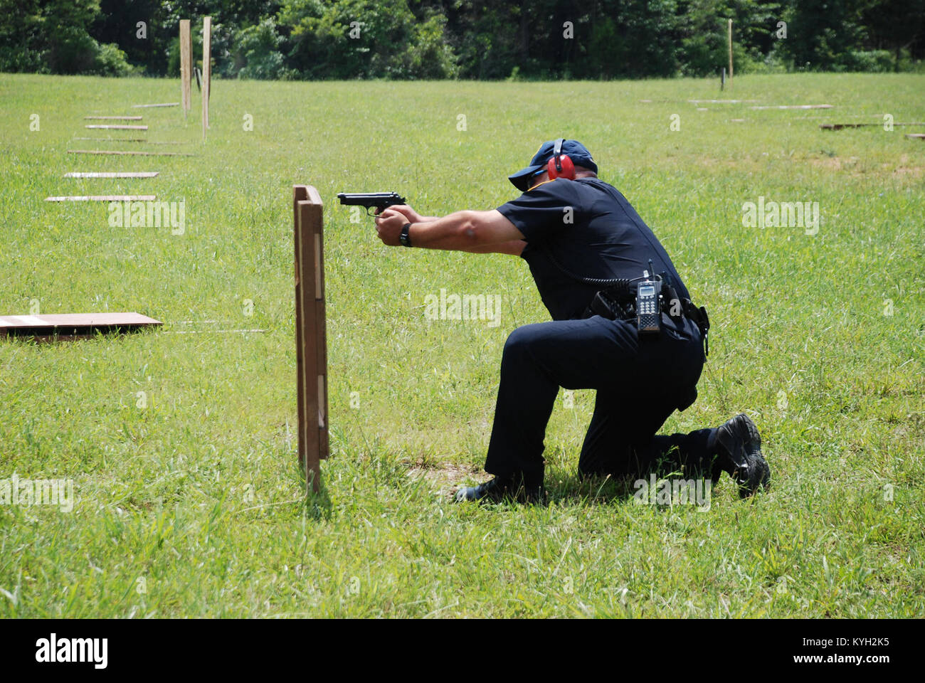 US military army National Guard small arms pistol training Stock Photo ...