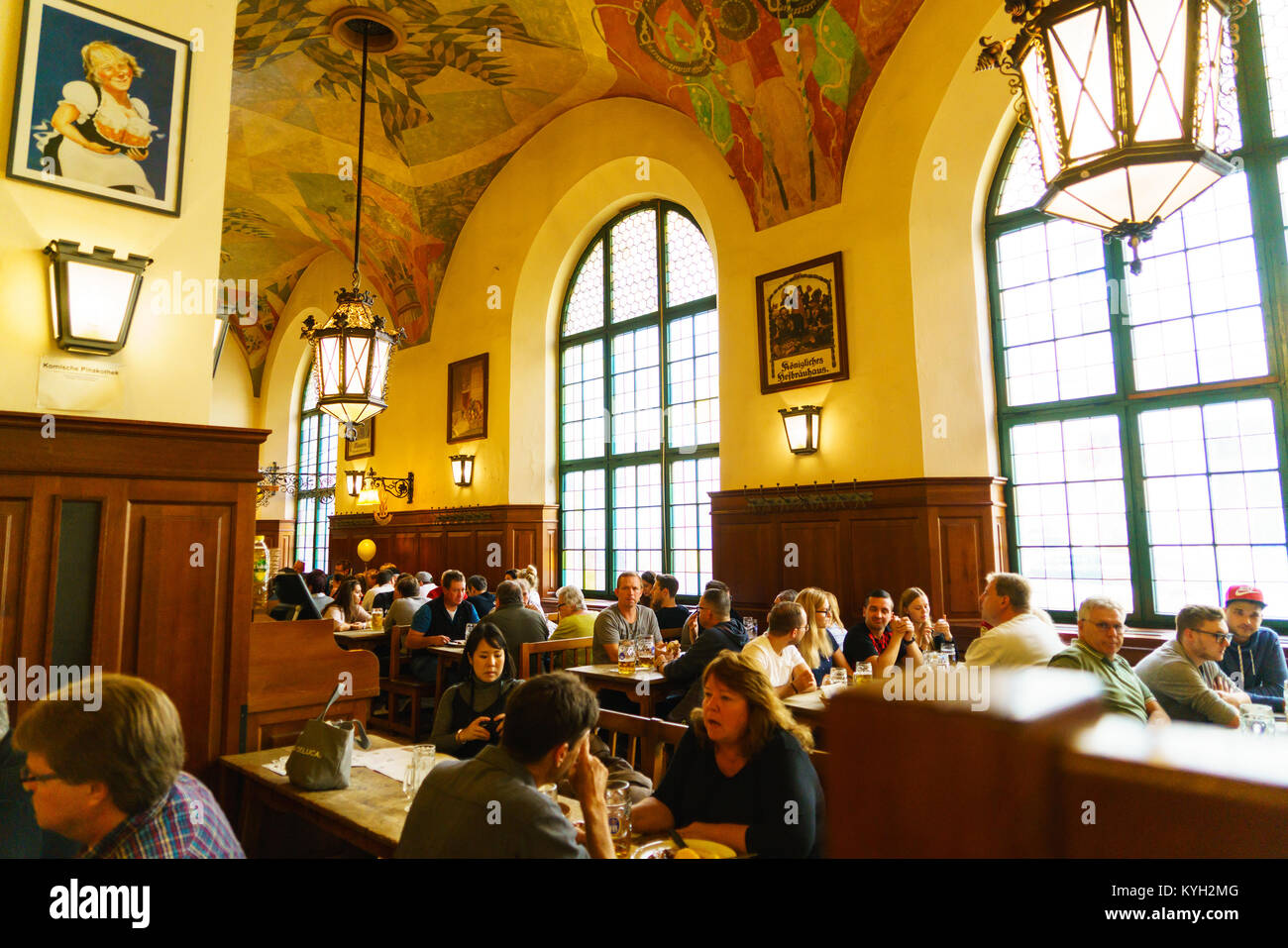 Hb hofbraeuhaus hofbrauhaus munich hi-res stock photography and images ...