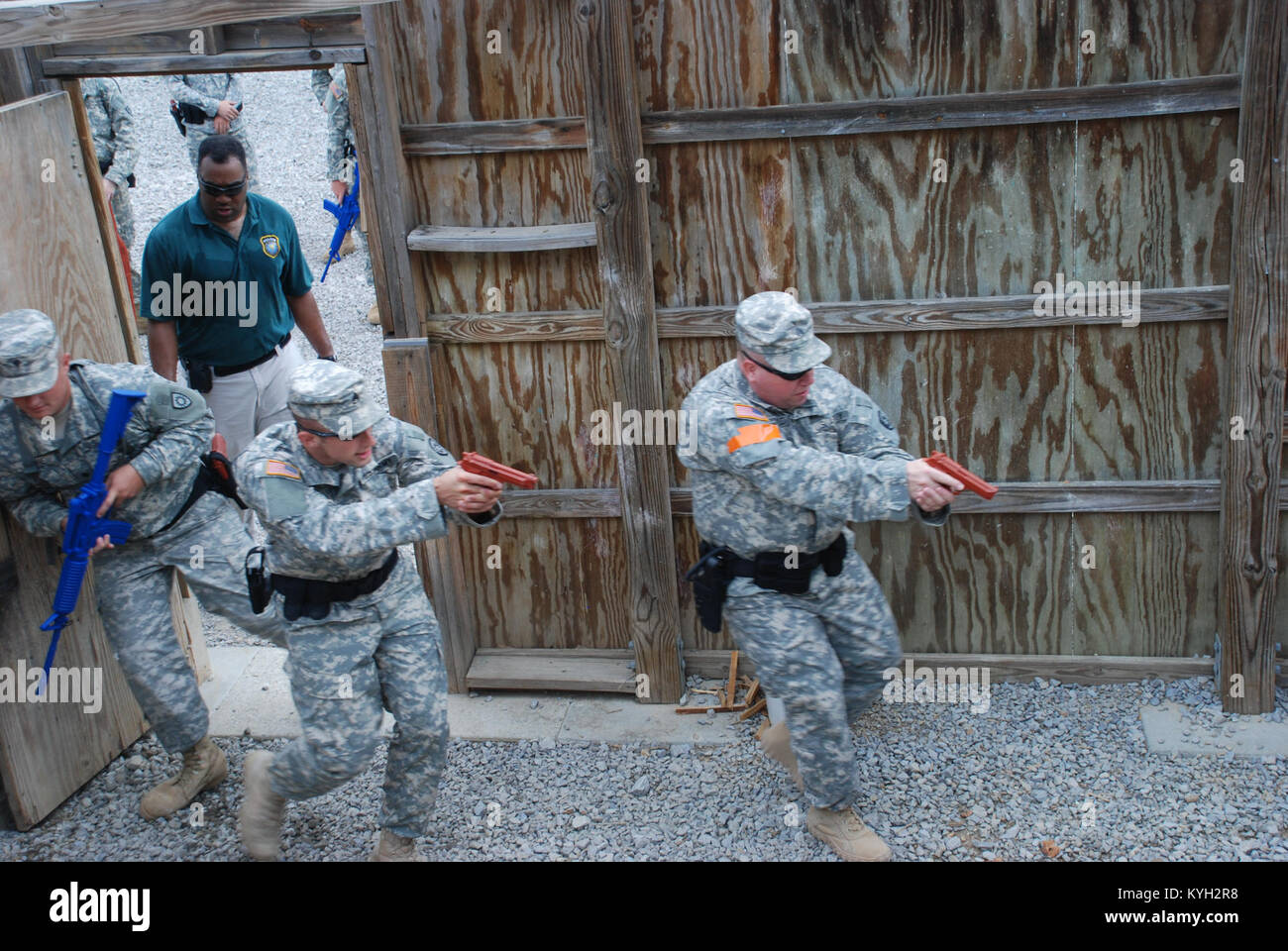 US military army National Guard training and assisting Stock Photo - Alamy