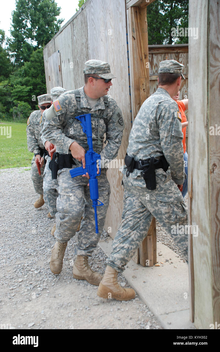 US military army National Guard training and assisting Stock Photo - Alamy