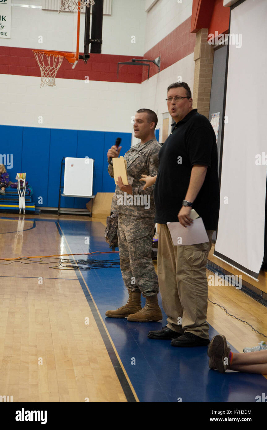 1LT Mark Slaughter presenting awards at Freedom Elementary School ...