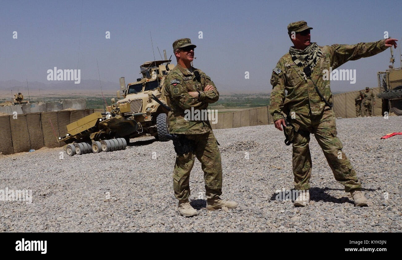 Left right marine sgt john hi-res stock photography and images - Alamy