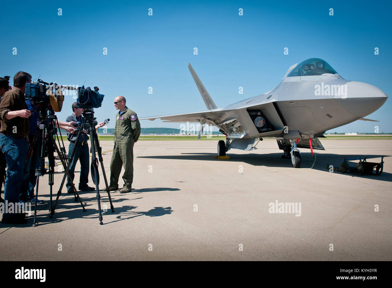 Usaf F 22 Raptor Demonstration