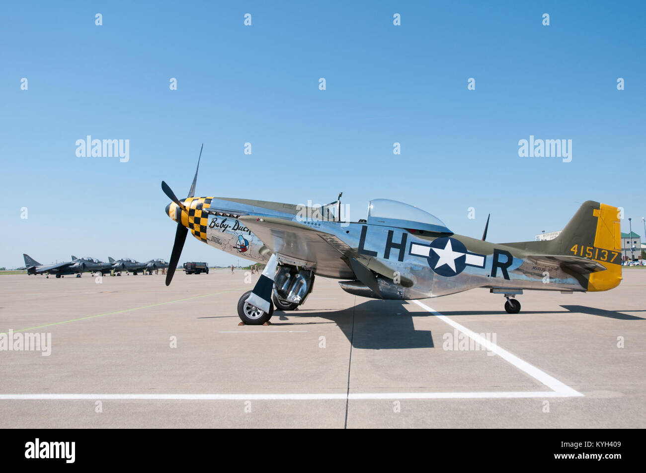 18 To 22 Years High Resolution Stock Photography and Images - Alamy