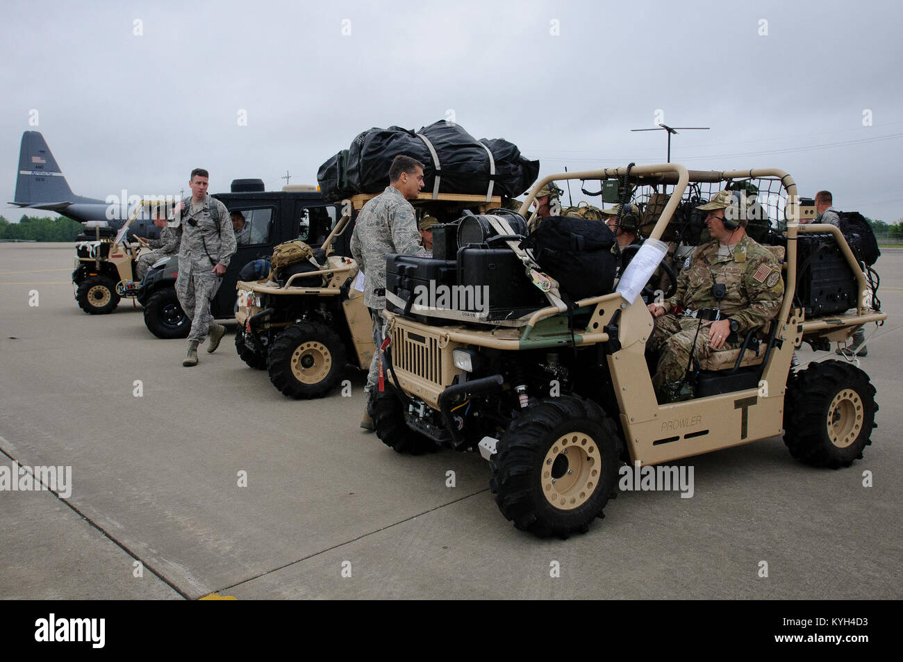 Campbell army airfield hi-res stock photography and images - Alamy