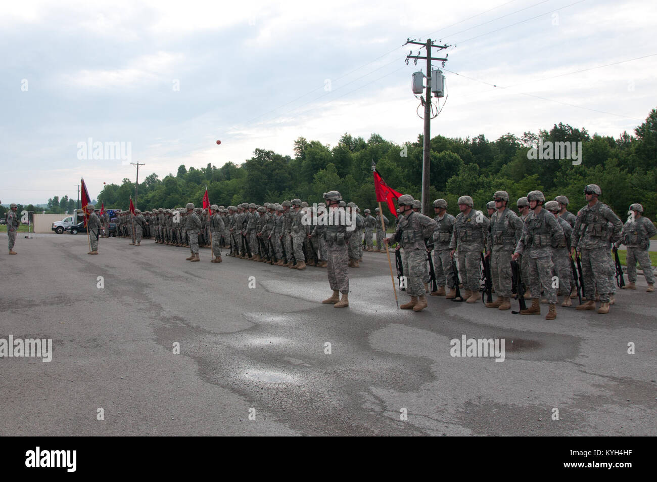(Photo by Army 1LT. Mark Slaughter, Kentucky National Guard Stock Photo ...