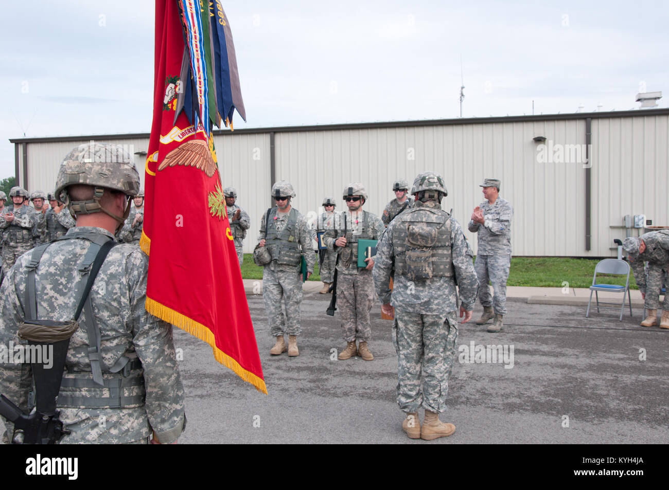(Photo by Army 1LT. Mark Slaughter, Kentucky National Guard Stock Photo ...