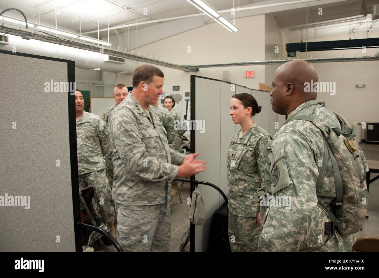 (Photo by Army 1LT. Mark Slaughter, Kentucky National Guard Stock Photo ...