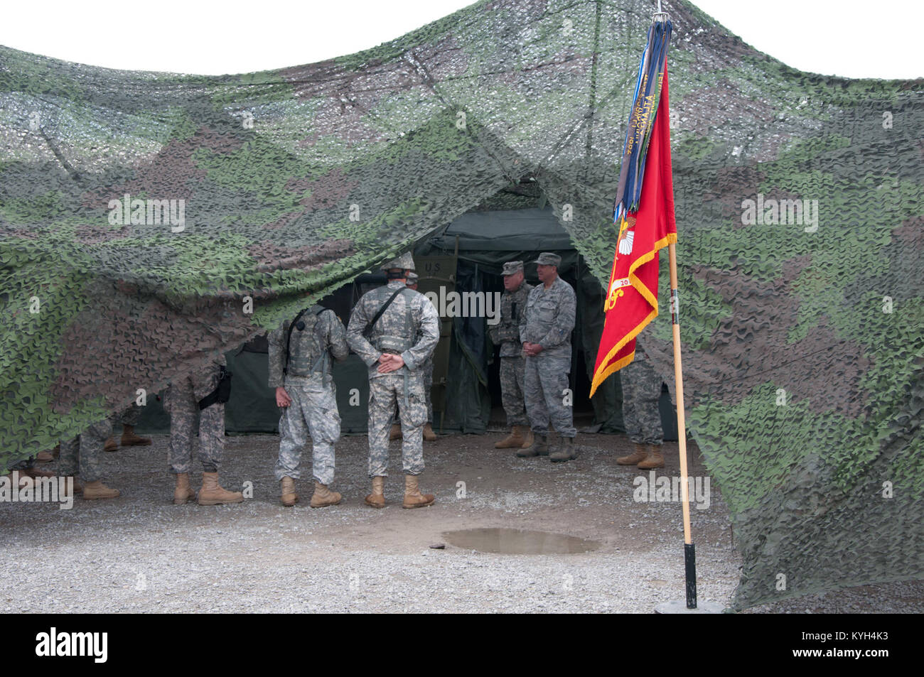 (Photo by Army 1LT. Mark Slaughter, Kentucky National Guard Stock Photo ...