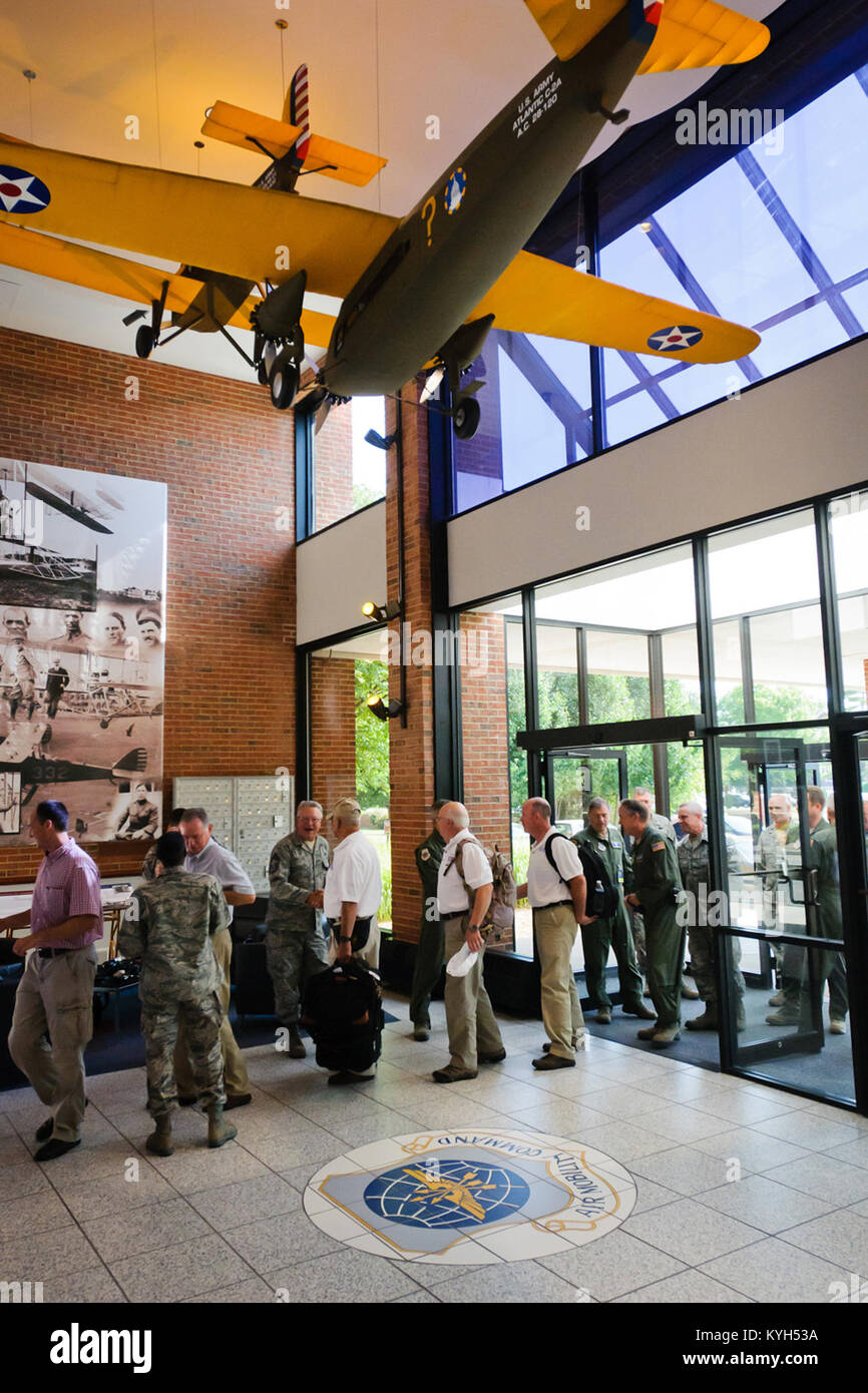 Headquarters air force reserve command hi-res stock photography and ...