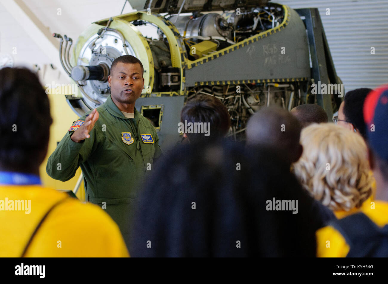 Navy middle high school hi-res stock photography and images - Alamy