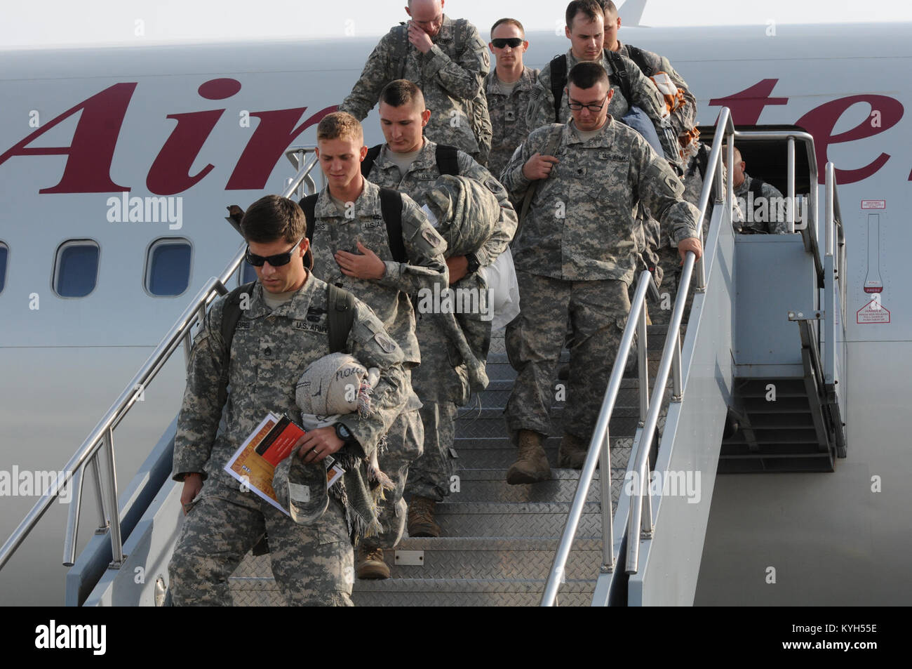 Soldiers from the 2nd Battalion, 138th Field Artillery return home from ...