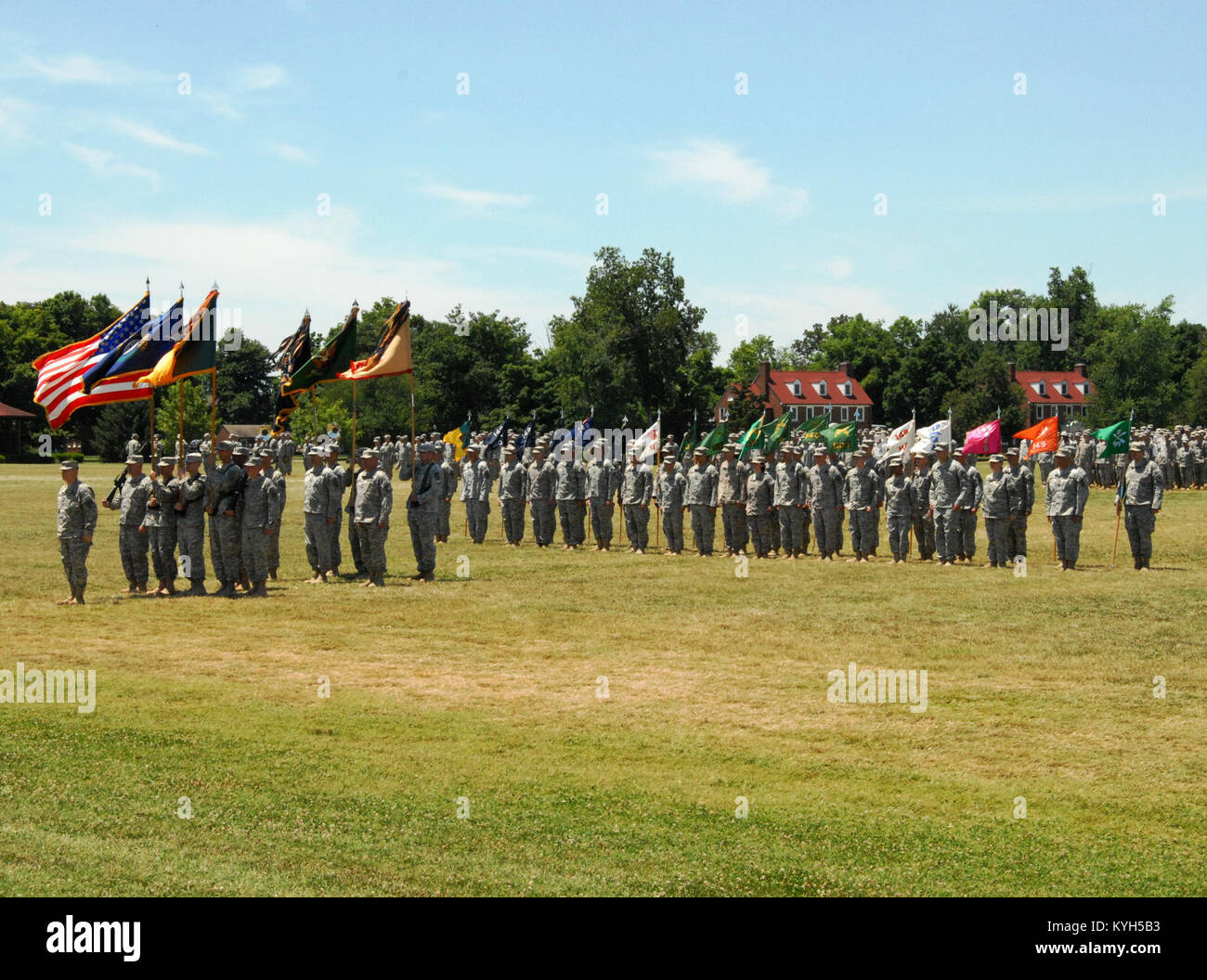 Soldiers from the 149th Maneuver Enhancement Brigade, Kentucky National ...