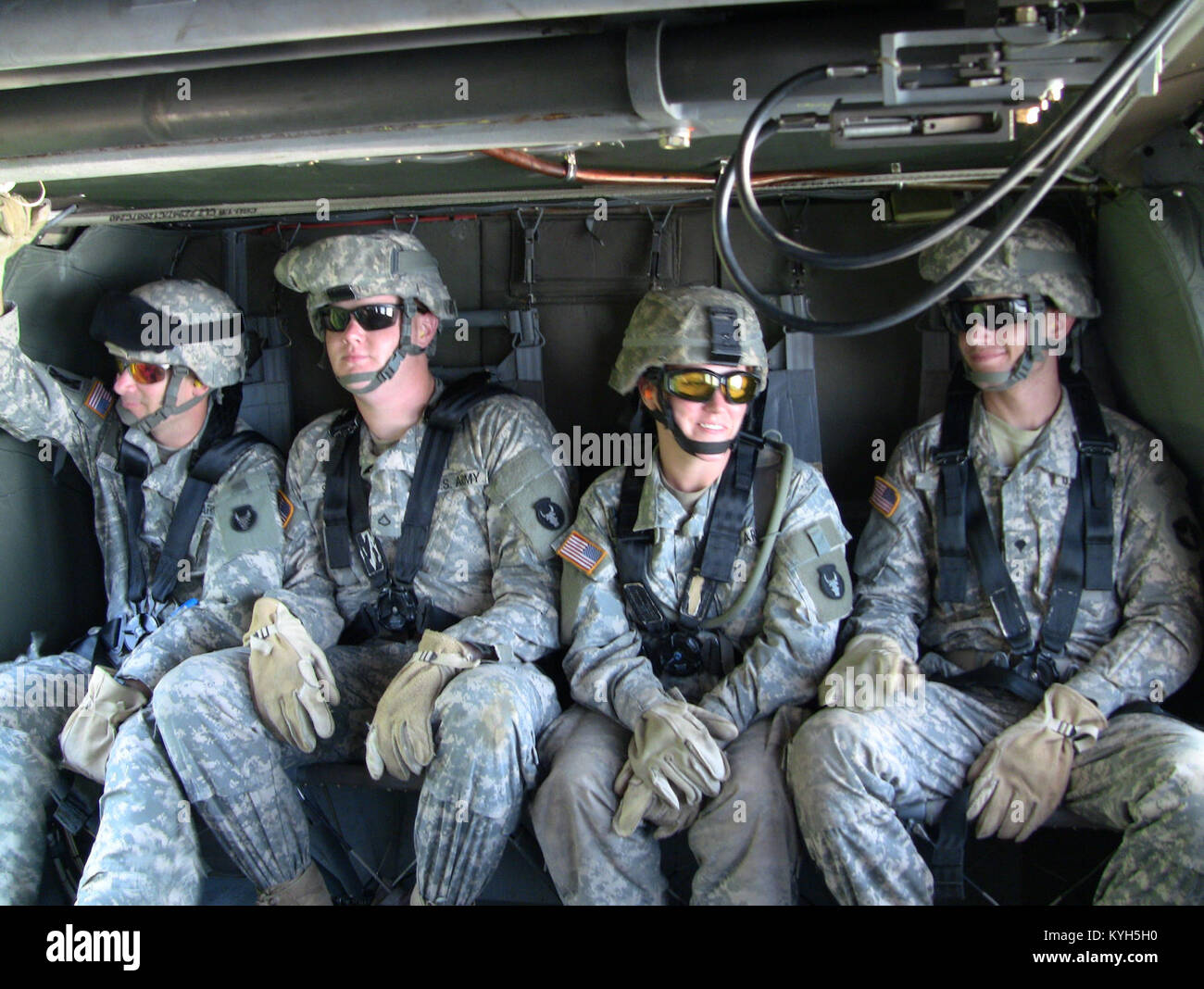 Bravo Co. 2nd Battalion, 147th Aviation Regiment conducts their annual ...