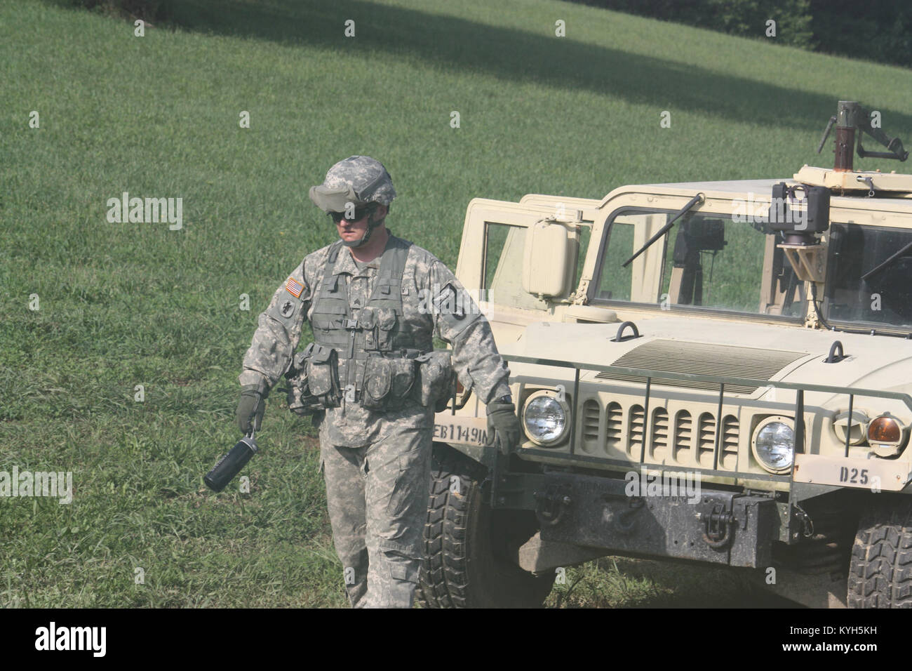 Bravo Co. 2nd Battalion, 147th Aviation Regiment conducts their annual ...