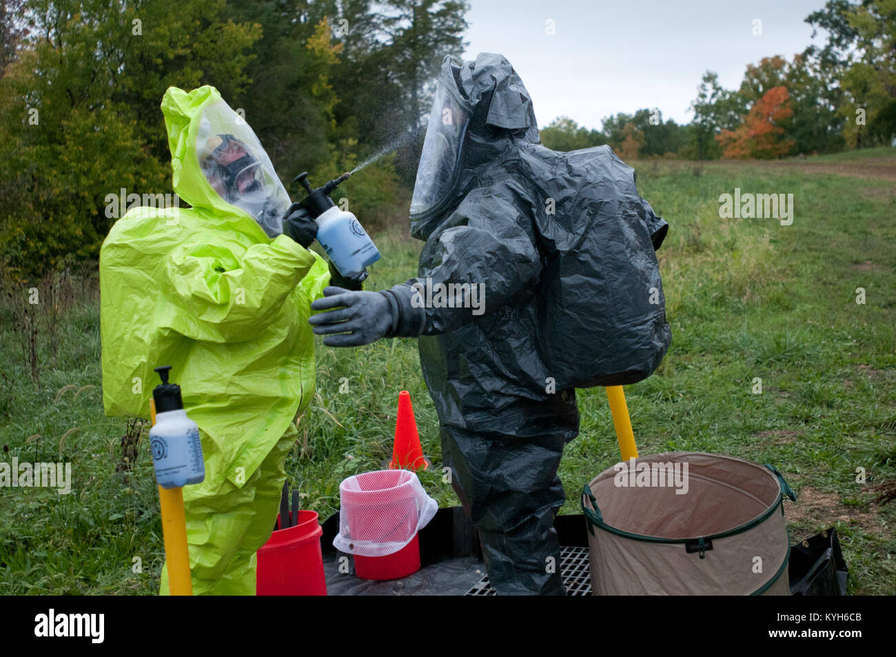 Mass decontamination exercise hi-res stock photography and images - Alamy