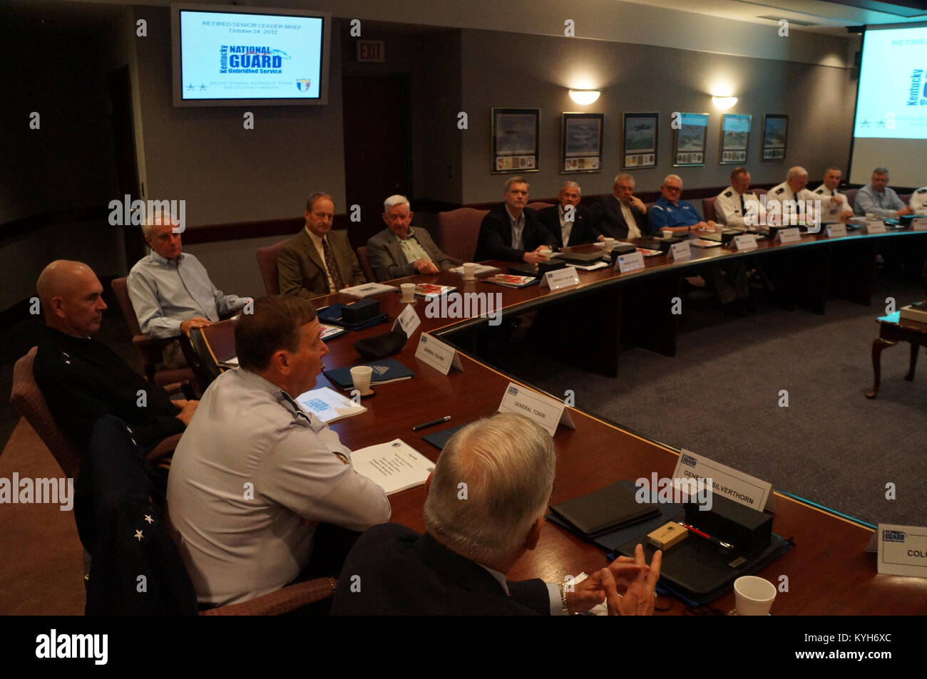 US Army National Guard meeting Stock Photo - Alamy