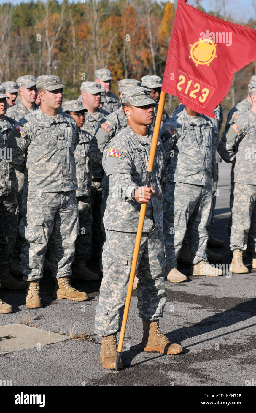 Kentucky Army National Guard 751st Troop Command conducts a change of ...