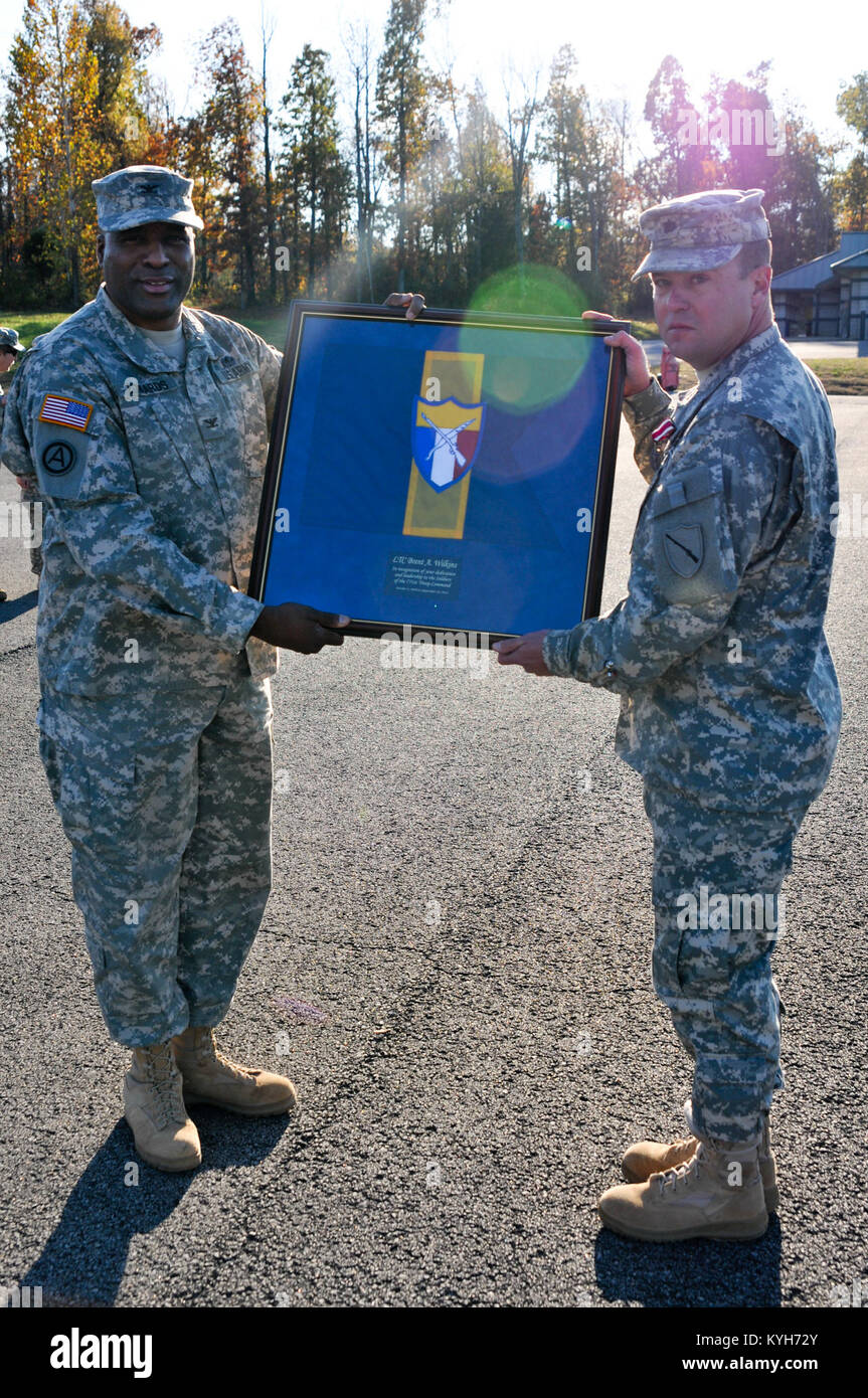 Kentucky Army National Guard 751st Troop Command conducts a change of ...