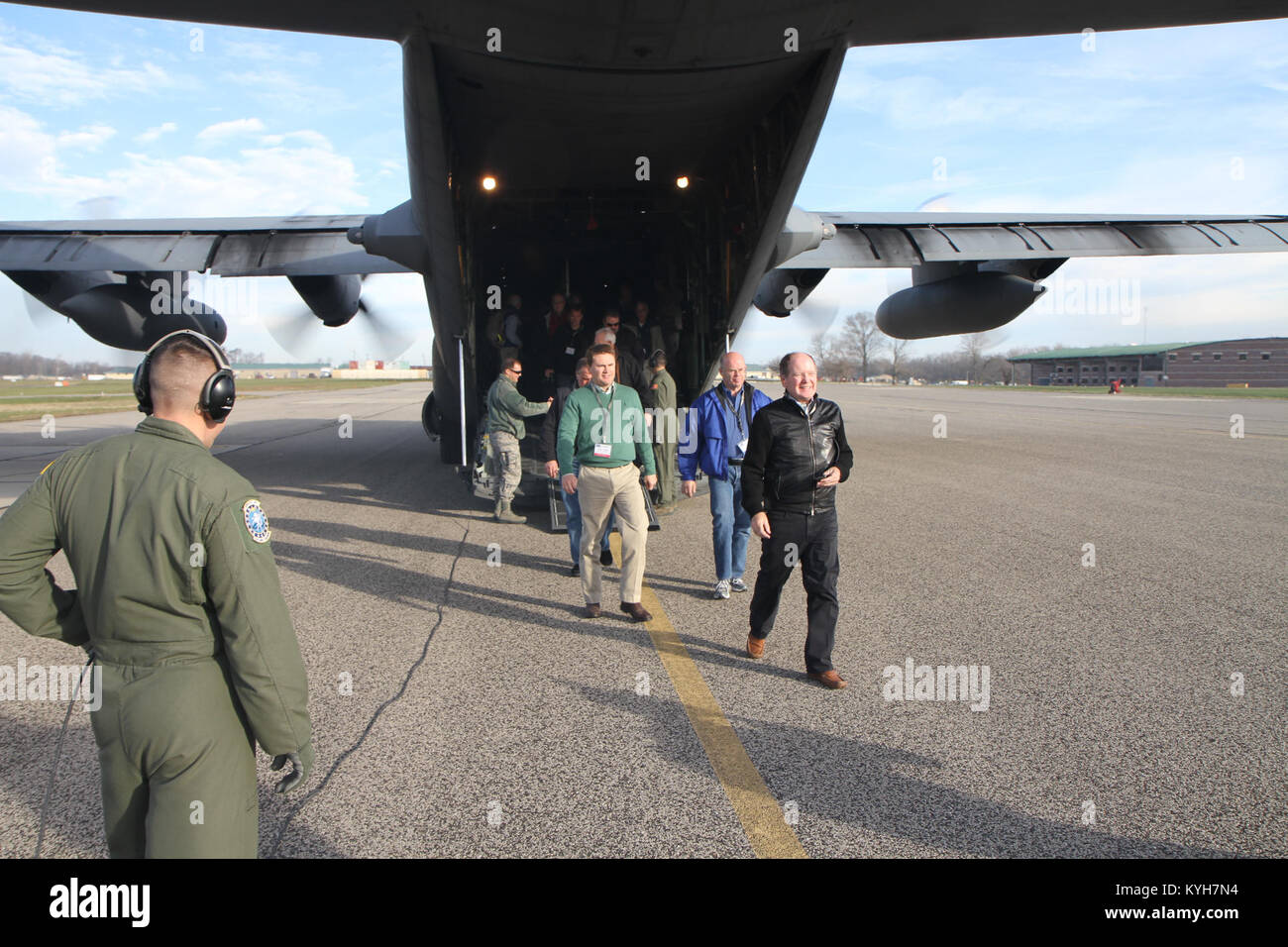 Camp atterbury military training hi-res stock photography and images ...
