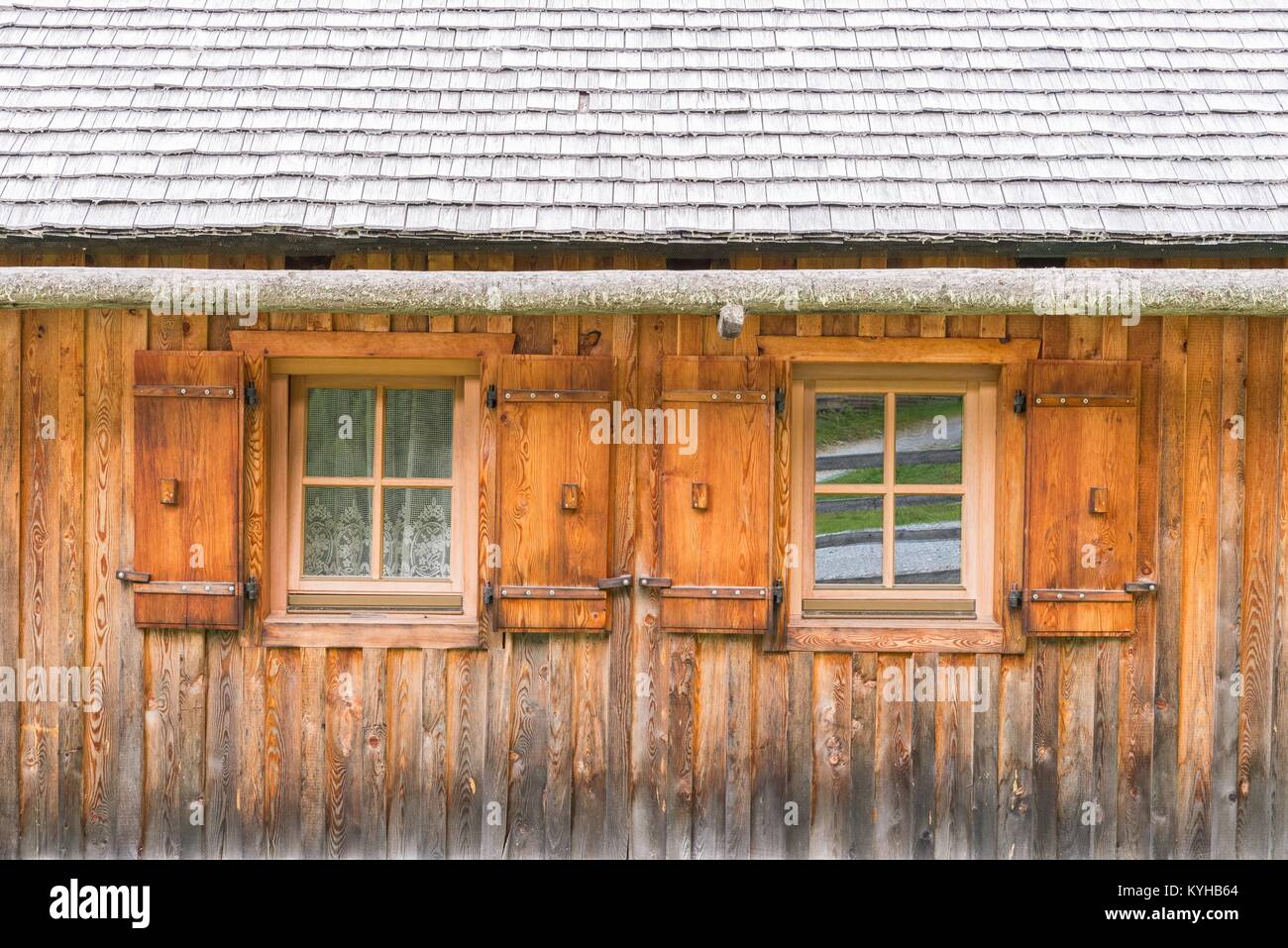 Alpine cabine hi-res stock photography and images - Alamy
