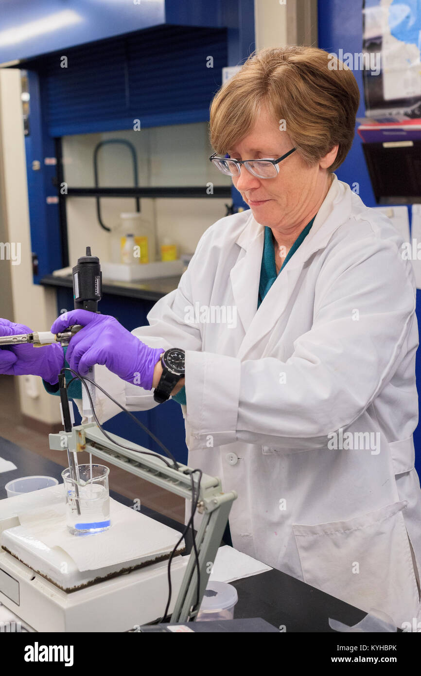 Ph probe hi-res stock photography and images - Alamy