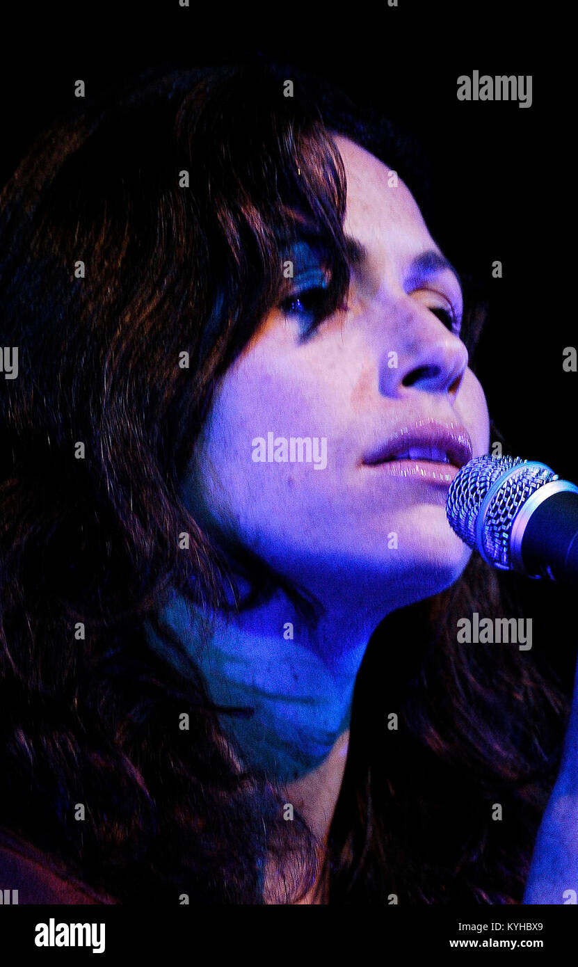 Minnie Driver Good Will Hunting High Resolution Stock Photography and ...