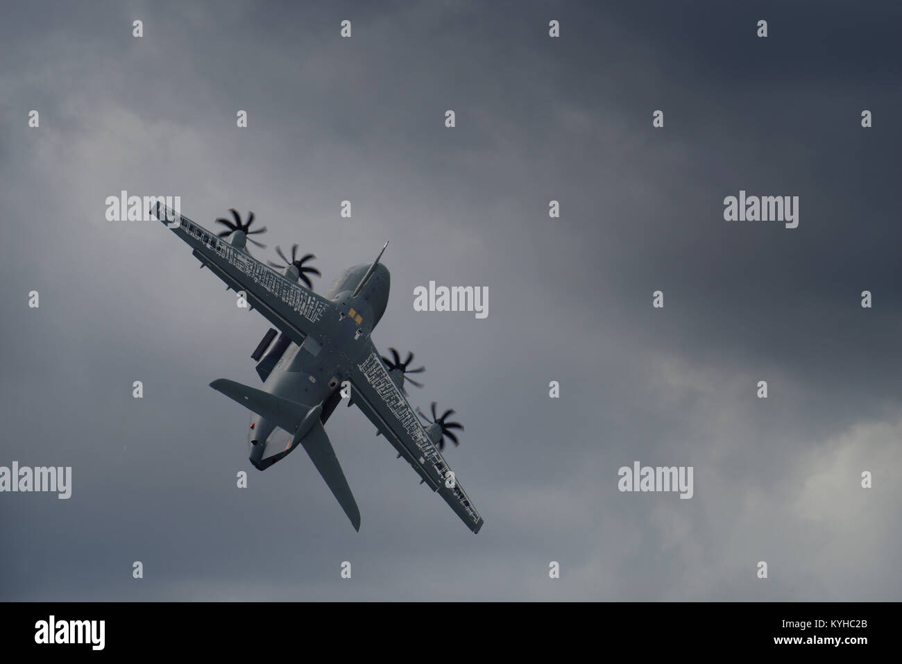 A400m atlas aircraft hi-res stock photography and images - Alamy