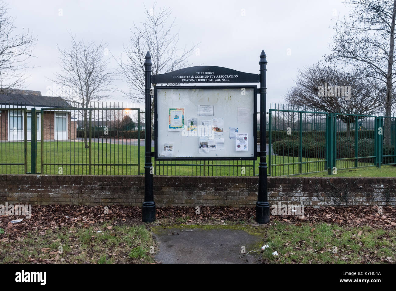 Reading notice board hi-res stock photography and images - Alamy