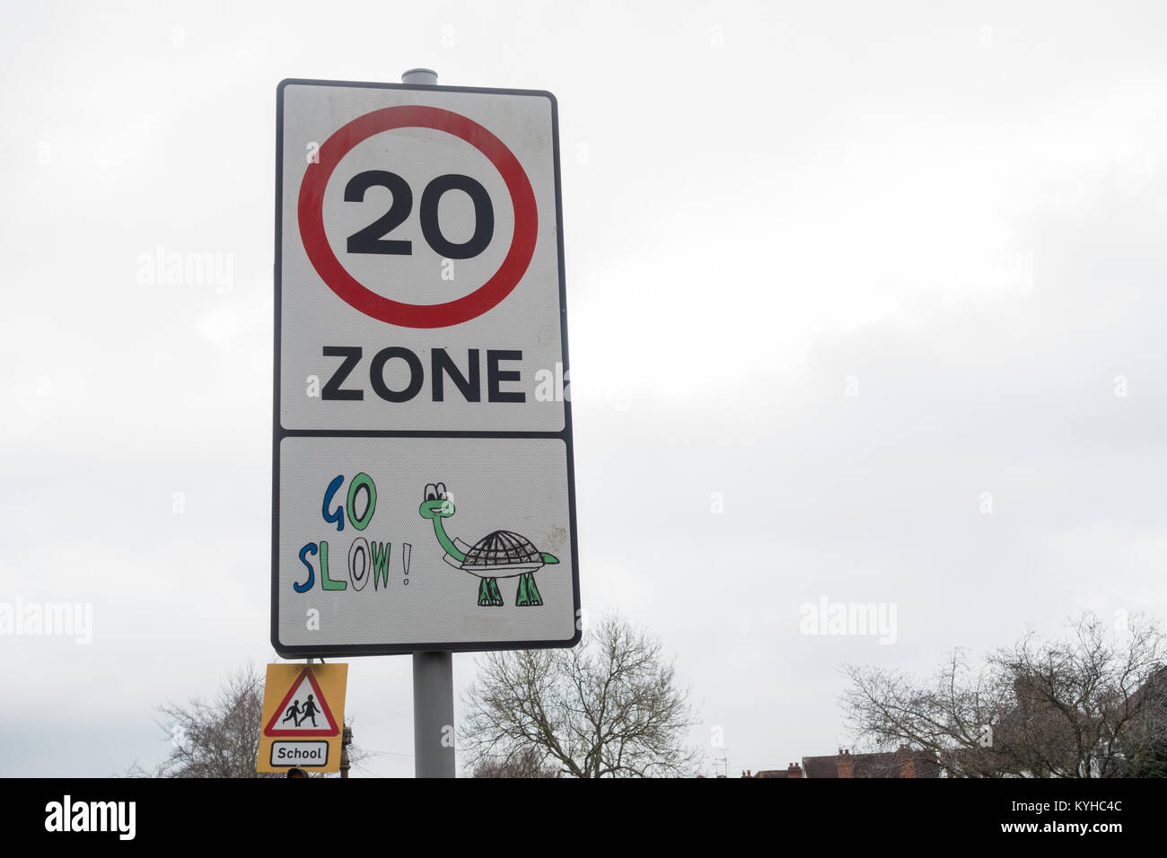 Go slow sign hi-res stock photography and images - Alamy