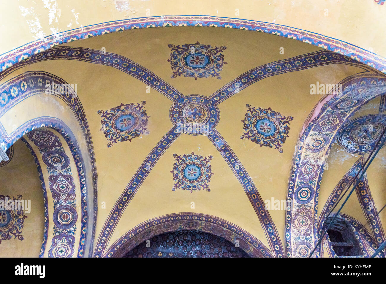 Detailed ceiling hi-res stock photography and images - Alamy