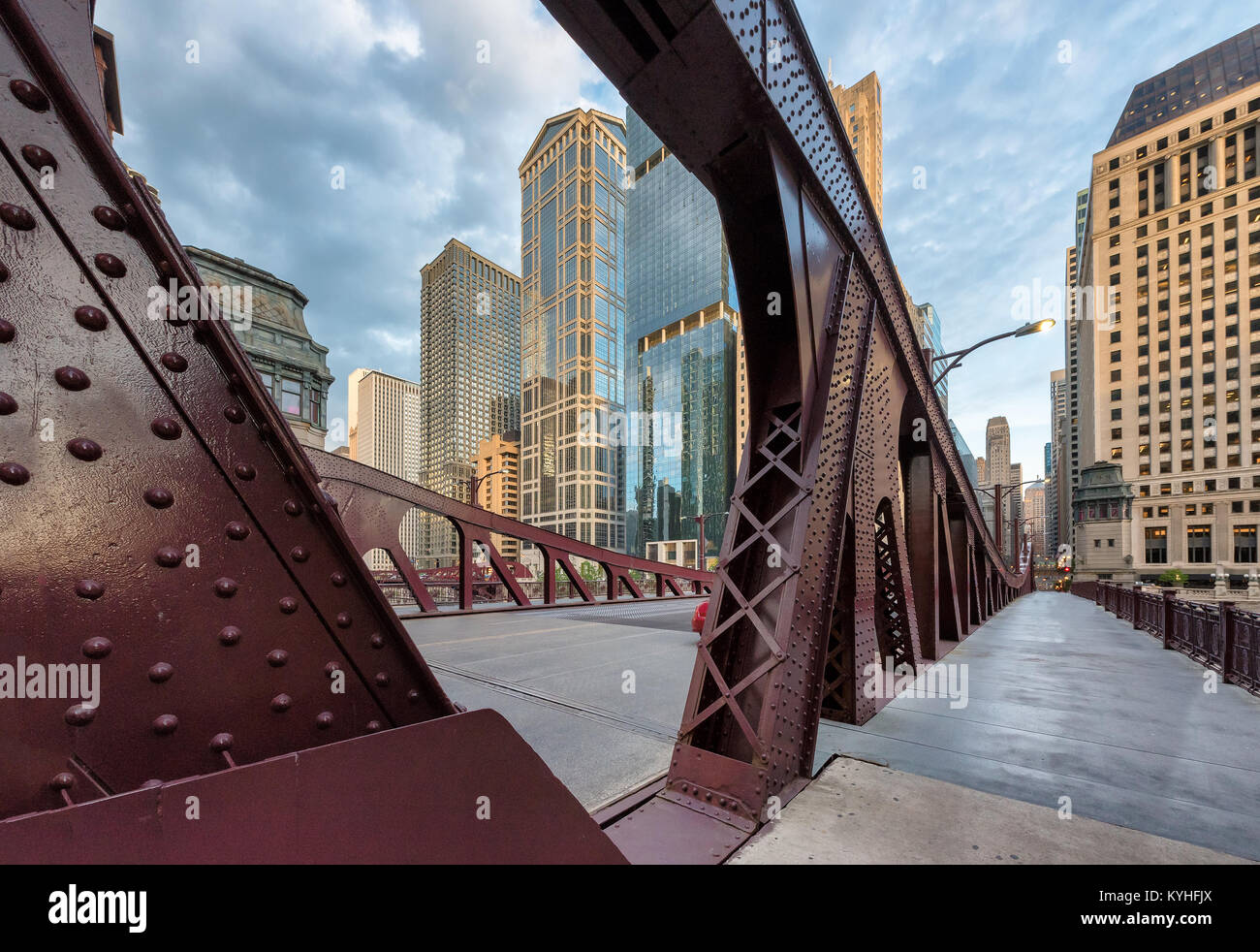 Bridge in downtown of Chicago Stock Photo - Alamy