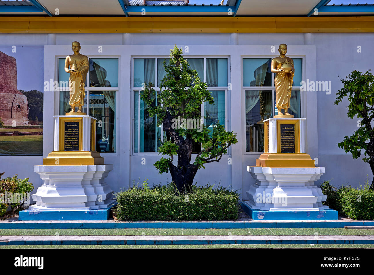 Thailand architecture. Temple exterior. Building. Ornate Stock Photo ...