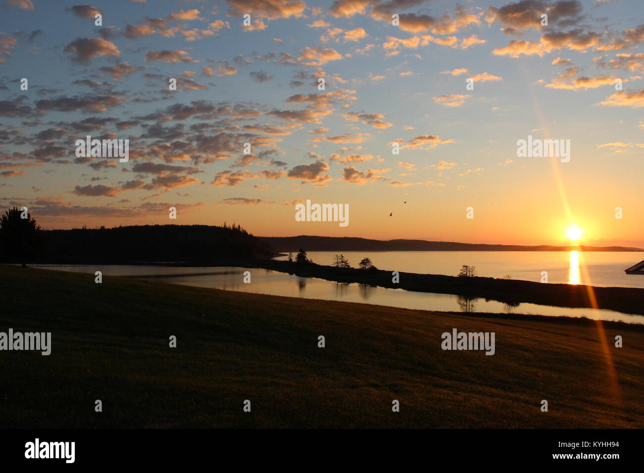 Canadian sunset hi-res stock photography and images - Alamy