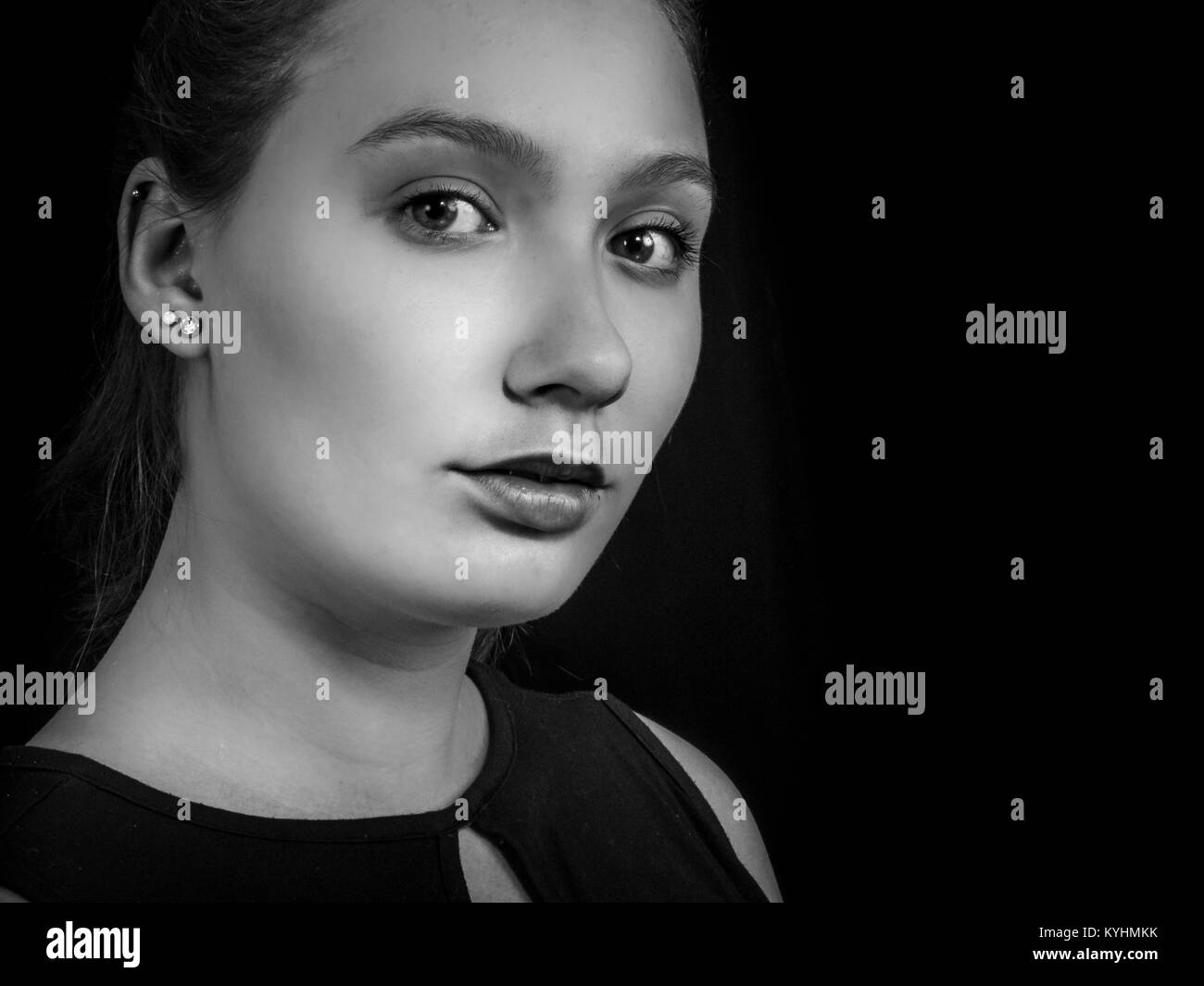 Pretty young woman Stock Photo - Alamy Pretty young woman Stock Photo - Alamy