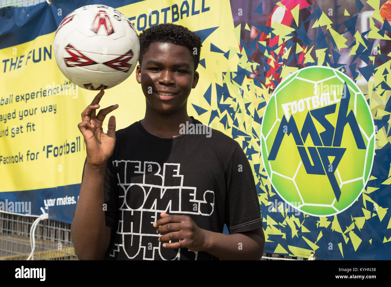 Park View Rangers FC training session as part of the FA's Mash Up ...