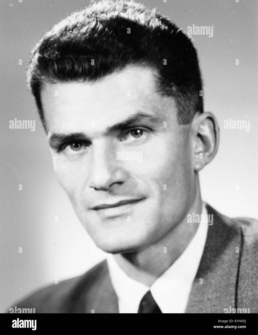 This photograph marks the inaugural flight of SAS around the world, led ...