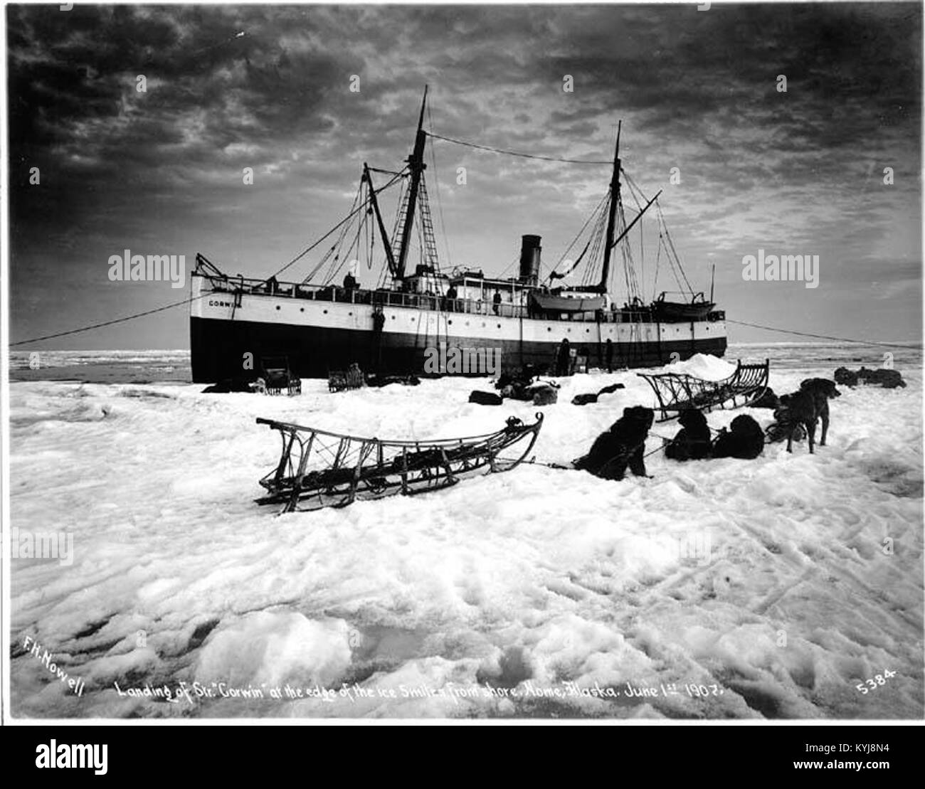 Alaska steamship Black and White Stock Photos & Images - Alamy