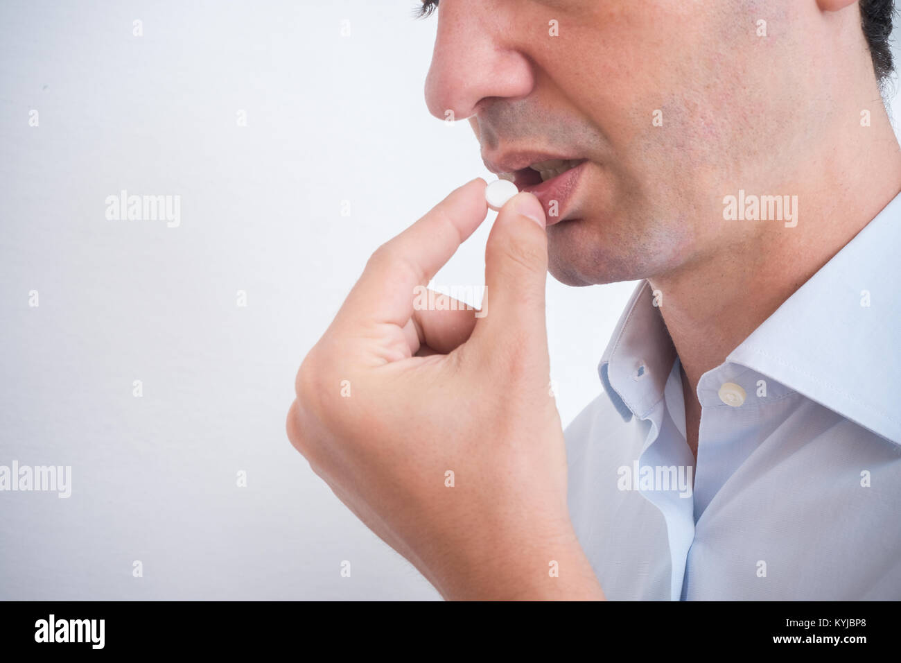 Headache pain medicine hi-res stock photography and images - Alamy