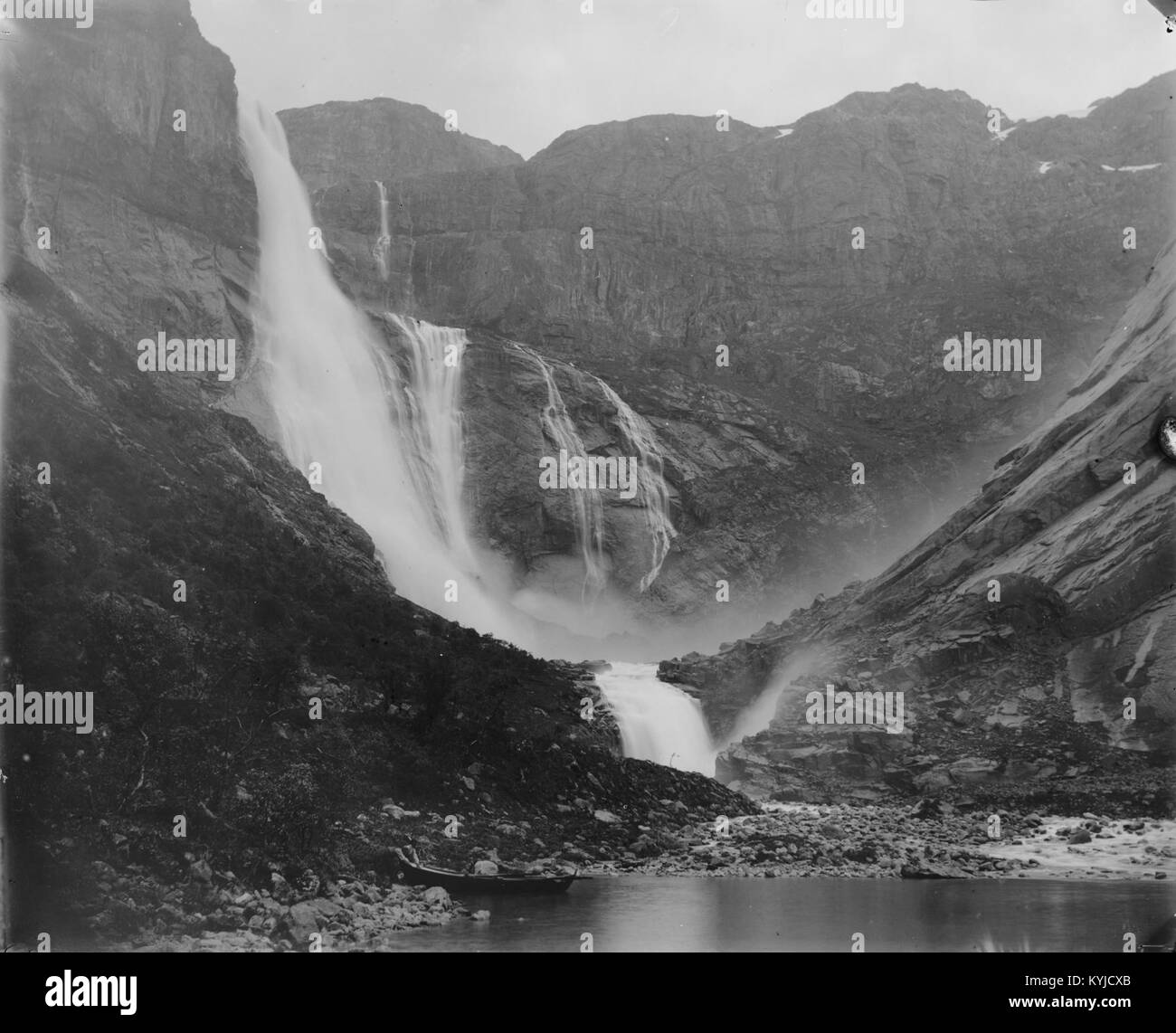 Large waterbody Black and White Stock Photos & Images - Alamy