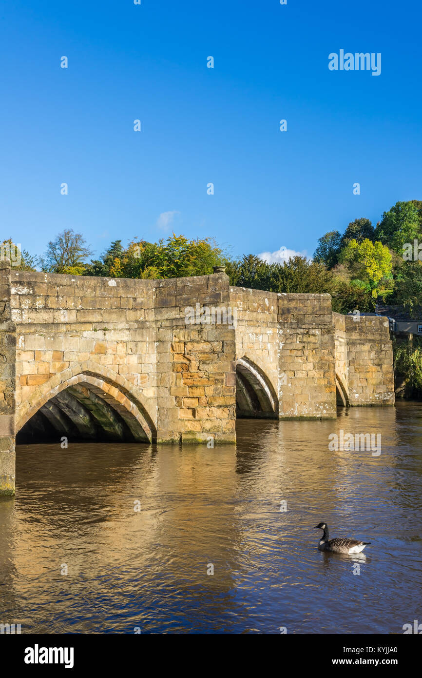 Bakewell bridge street hi-res stock photography and images - Alamy