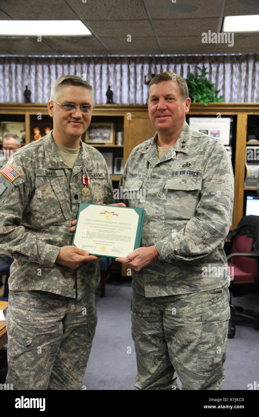 US military awards and promotion ceremony Stock Photo - Alamy
