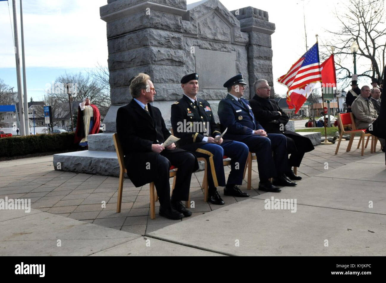 Remebrance ceremony hi-res stock photography and images - Alamy