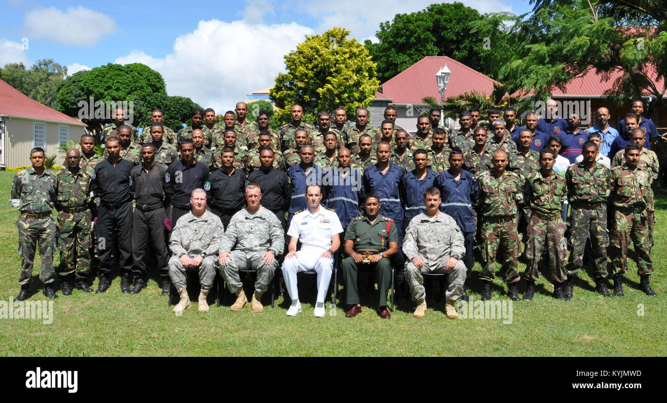 U.S. Service members gather with Soldiers of the Mauritius Special ...