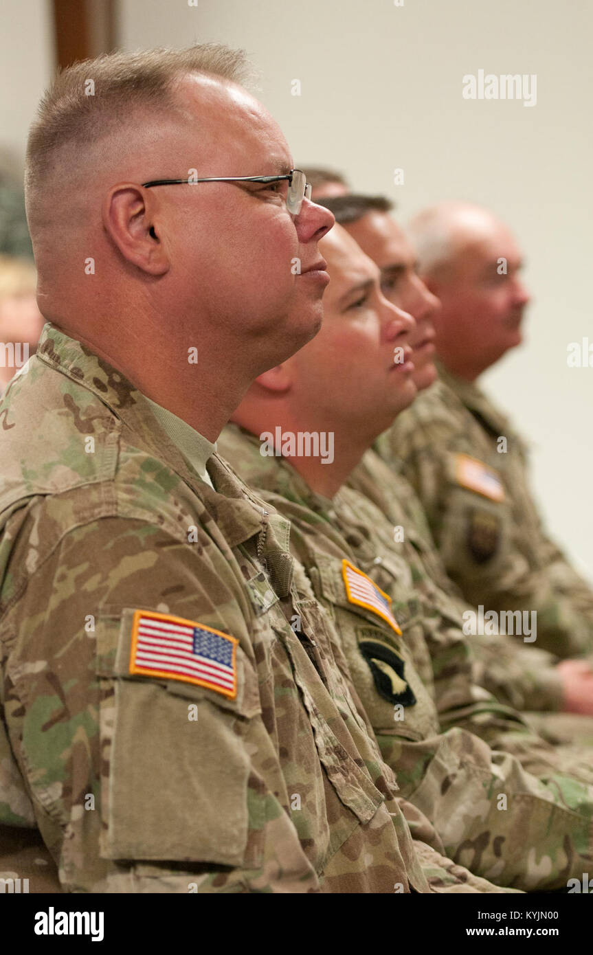 Master Sgt. Jack Evans and Soldiers of the Kentucky National Guard’s ...