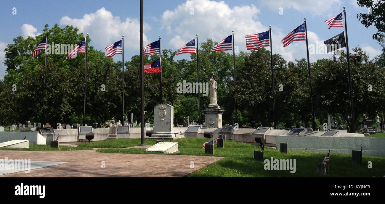 State War Memorial in Frankfort Cemetery. (U.S. Army National Guard ...