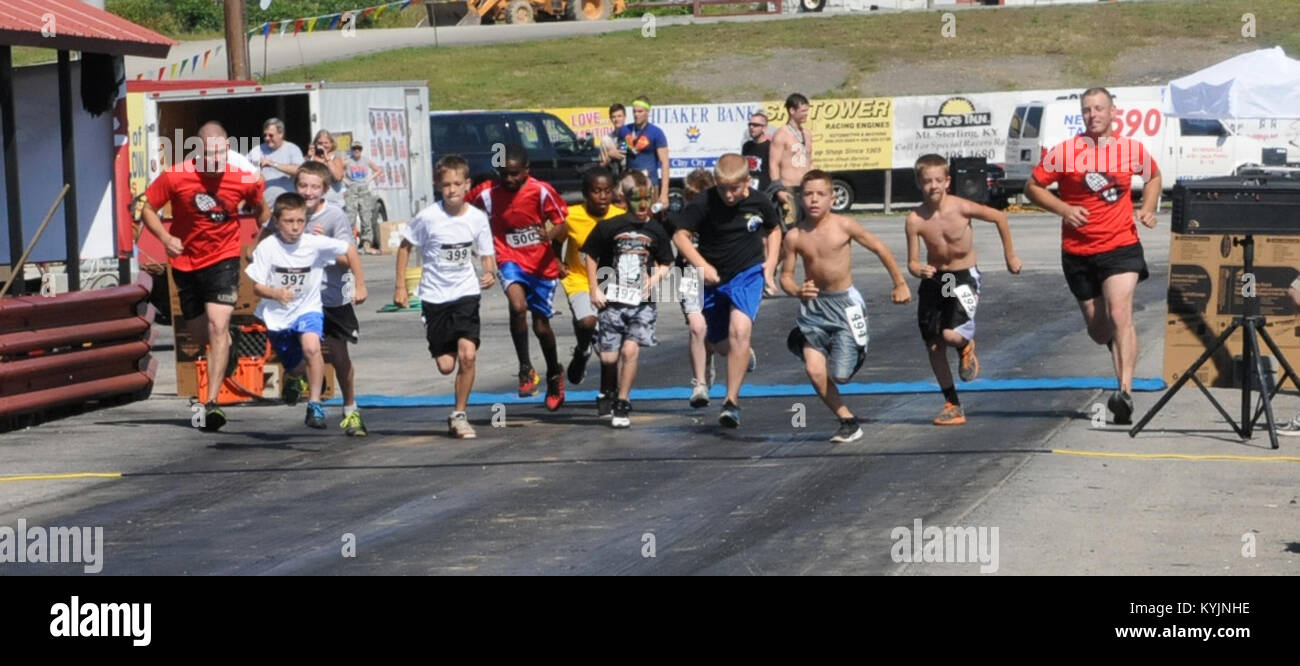 Kentucky National Guardsmen completed an Extreme Rampage Obstacle ...