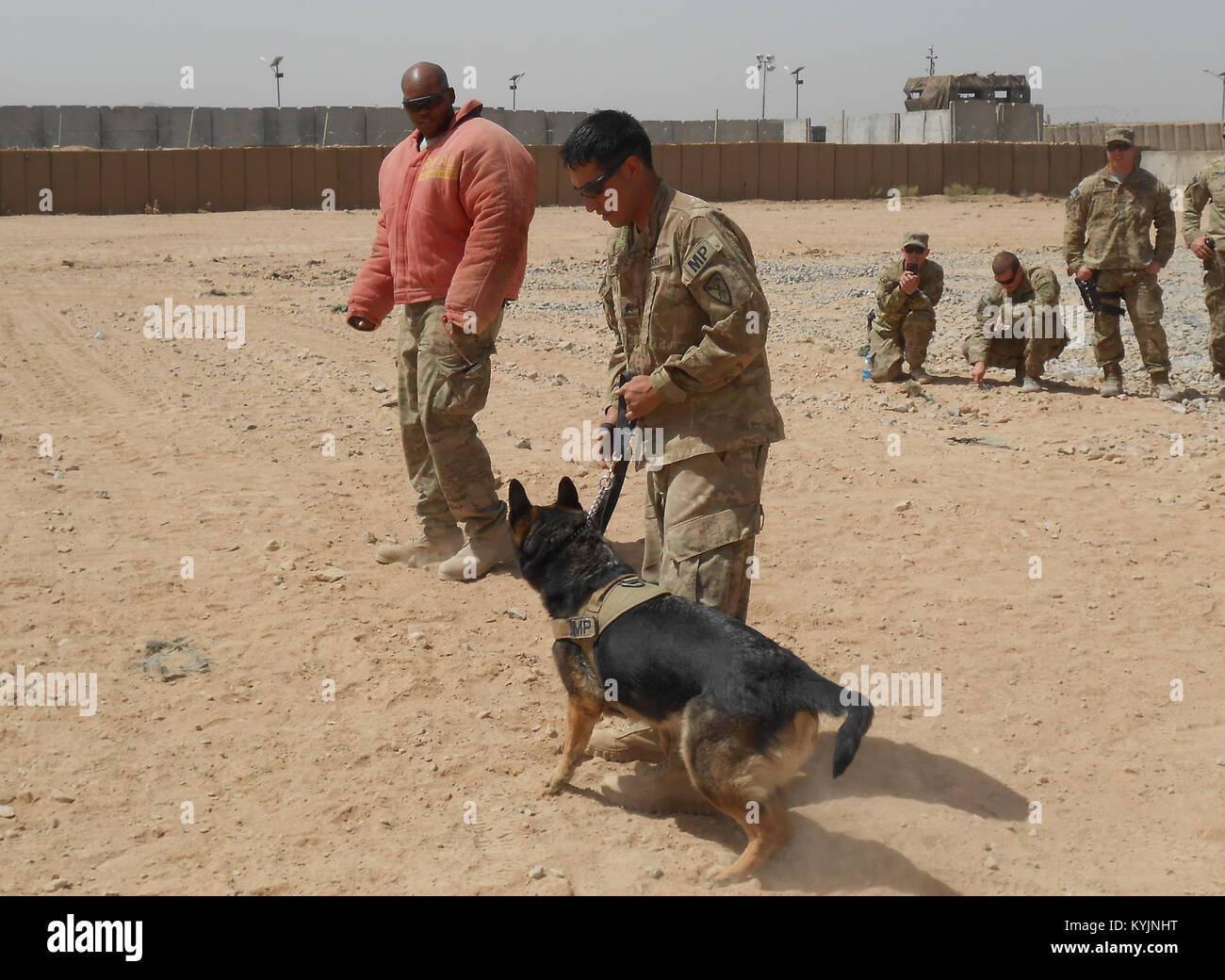 Members of Kentucky's Agribusiness Development Team 5 learn about the ...