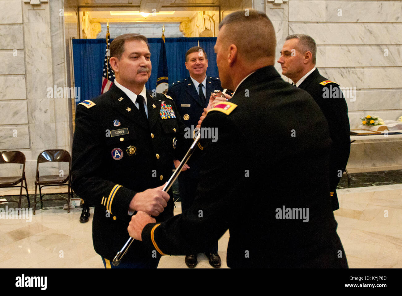 Soldier stoops hi-res stock photography and images - Alamy